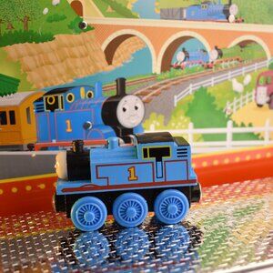 Thomas & Friends | Toys | Thomas Tired Sad Hard At Work Thomas Friends ...